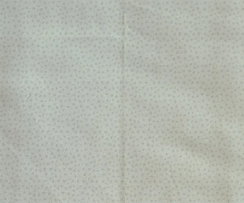Cream Dots - Beaute Quilt Fabrics
